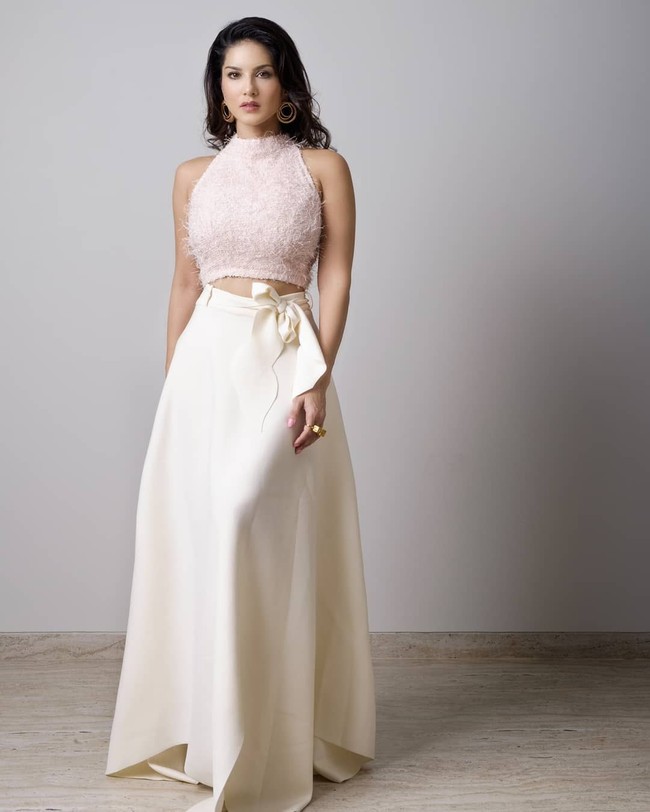 Foto: Eks Bintang Porno yang Jadi Selebriti Wanita Paling Dicari di India