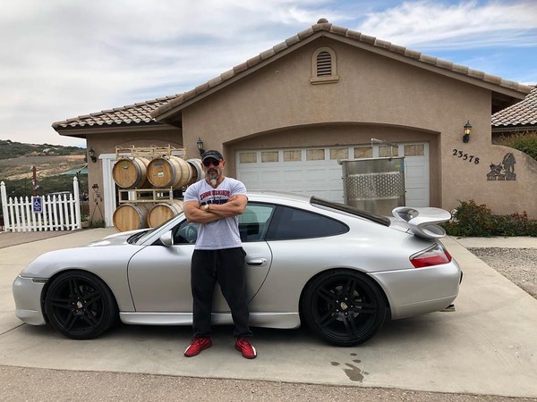 Foto: Ketika 'Master Roshi' Jalan-jalan