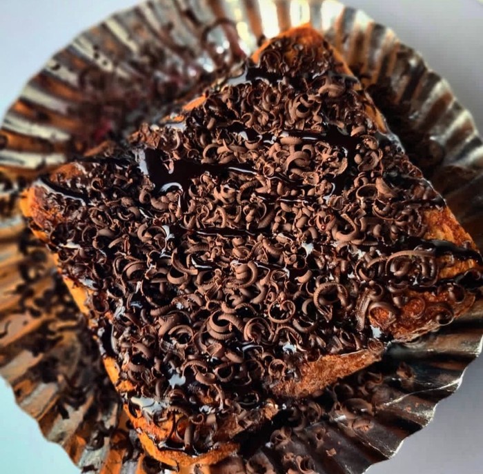 Sarapan Roti Panggang? Ini 10 Ide Roti Panggang Cokelat yang Lezat