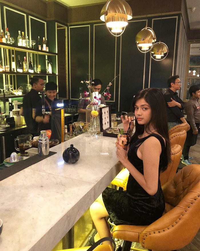 Gaya Kulineran Hits Vieranni, Model Cantik yang Dirayu Vicky Prasetyo