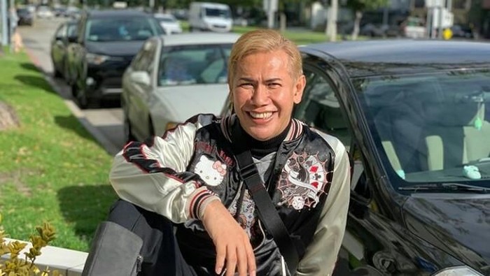 Kisah Sukses Benny Contoh yang Jadi Manajer Artis Selama 35 Tahun Kisah Sukses Benny Contoh yang Jadi Manajer Artis Selama 35 Tahun