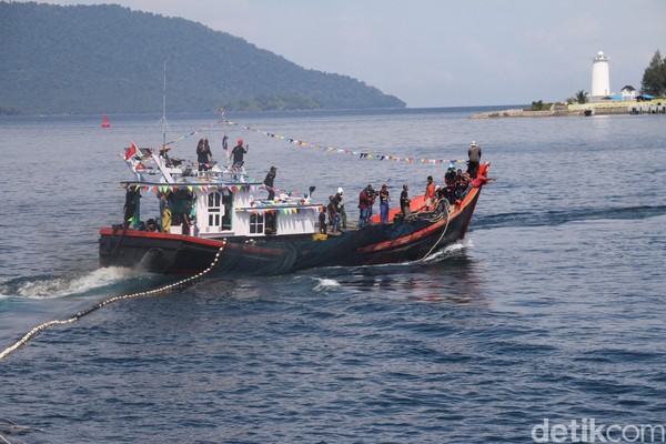 Foto: Serunya Festival Khanduri Laot di Sabang