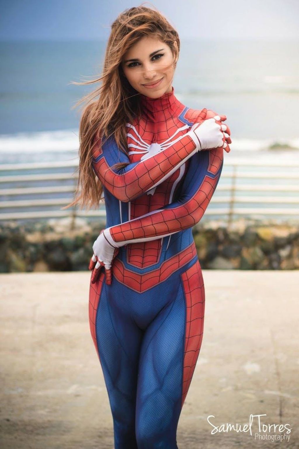 Kumpulan Cosplayer Seksi Perankan Karakter Marvel