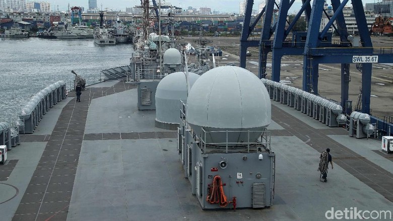 Melihat Bagian Dalam USS Blue Ridge | KASKUS