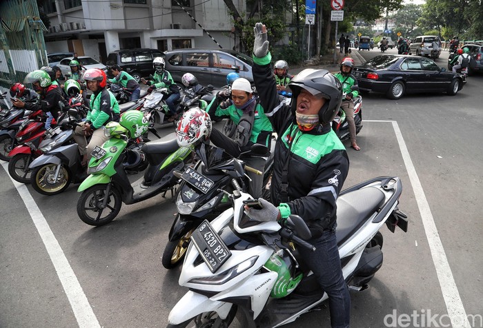 Batal Mogok, Hari Ini Driver Go-Jek Tetap Narik