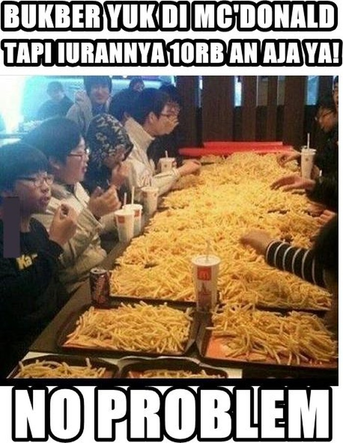 Meme Ajakan Bukber yang Biasanya Hanya Jadi PHP Saja