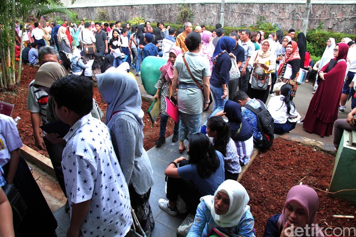 SMAN 34 Jakarta Diserbu Calon Siswa