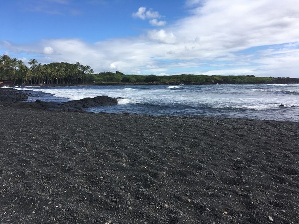 Foto: Pantai Pasir Hitam Legam, Cantik Juga