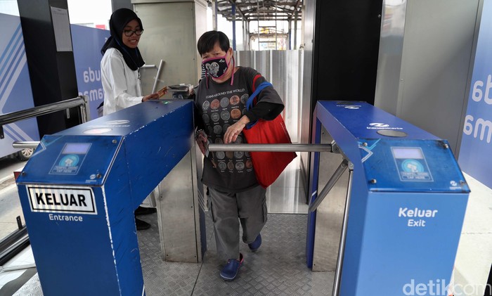 Sudah Normal, Begini Suasana di Halte TransJ Pemuda Rawamangun