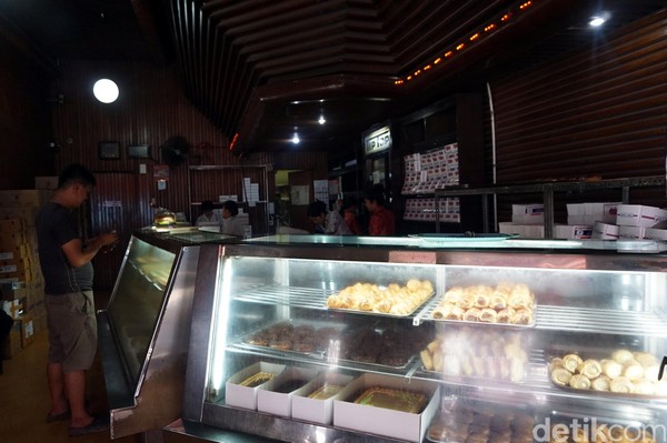 Foto: Tip Top, Restoran Paling Legendaris di Medan