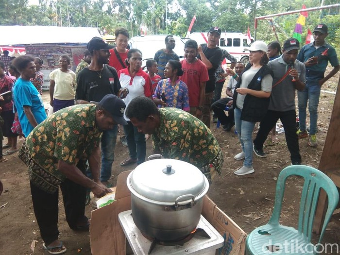 Melihat Desa di Papua yang Baru Pertama Kali Rayakan Kemerdekaan HUT RI