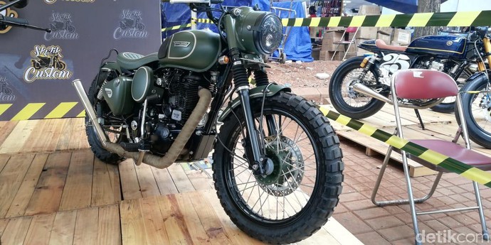 Motor Modifikasi Keluarga Jokowi Dalam Satu Atap