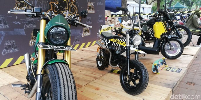 Motor Modifikasi Keluarga Jokowi Dalam Satu Atap