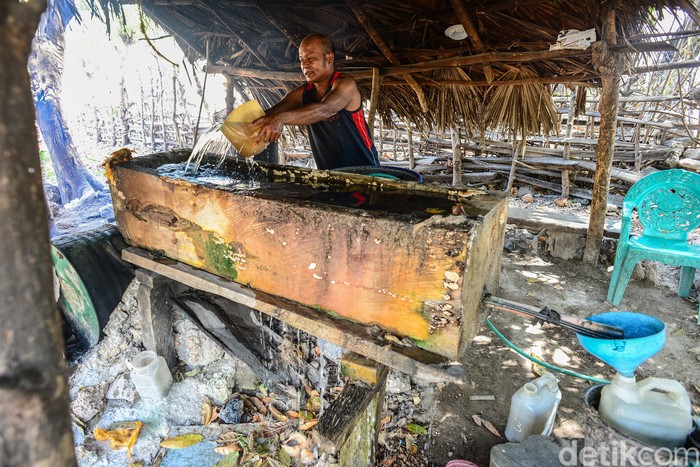 Melihat Pembuatan Sopi, Minuman Tradisional dari Pulau Rote