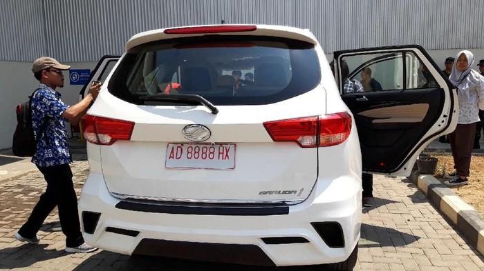 Intip Mewahnya Interior SUV Esemka Garuda 1