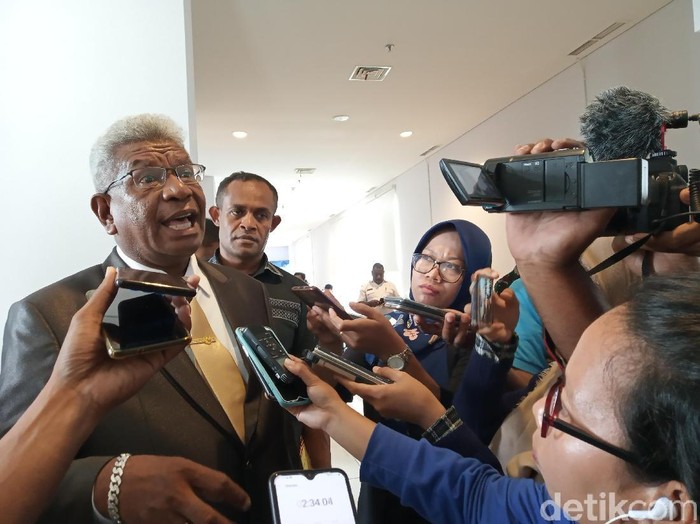 Kuasa Hukum Tegaskan Johannes Rettob Masih Sah Jabat Plt Bupati Mimika Kuasa Hukum Tegaskan Johannes Rettob Masih Sah Jabat Plt Bupati Mimika