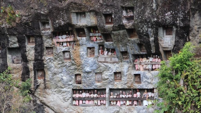 Pesona Tana Toraja: Indah Alamnya, Kaya Kebudayaannya Pesona Tana Toraja: Indah Alamnya, Kaya Kebudayaannya