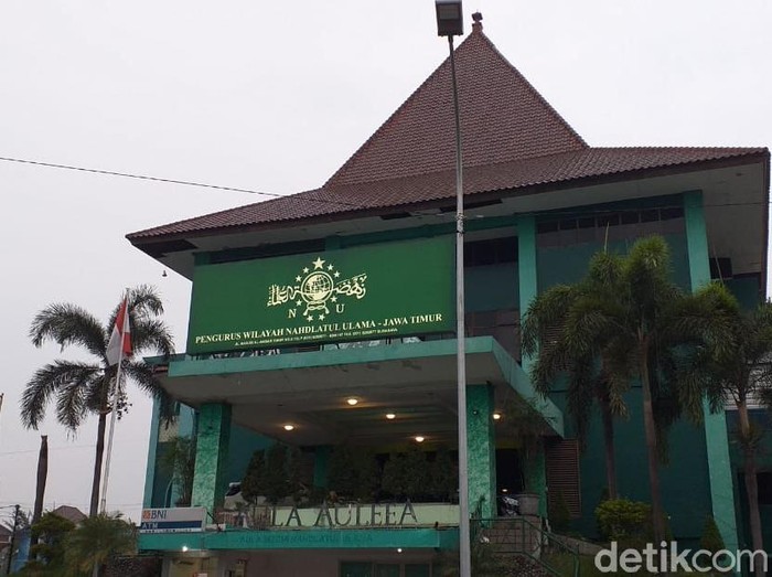 Ini Tanggapan PWNU Jatim soal Fatwa MUI Salat di Rumah Ini Tanggapan PWNU Jatim soal Fatwa MUI Salat di Rumah