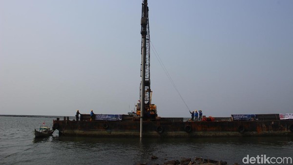 Potret Suasana Ground Breaking Masjid Apung Ancol
