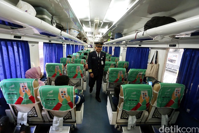 KA Dharmawangsa Resmi Layani Rute Pasar Senen-Surabaya