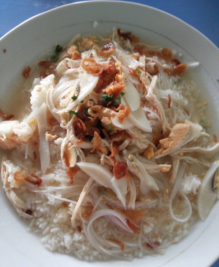 Ini Racikan Nasi Sop yang Gurih Enak Buat Hangatkan Pagi