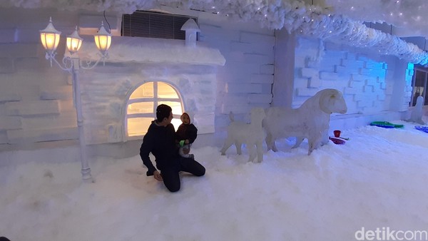 Potret Taman Salju Baru di Malang