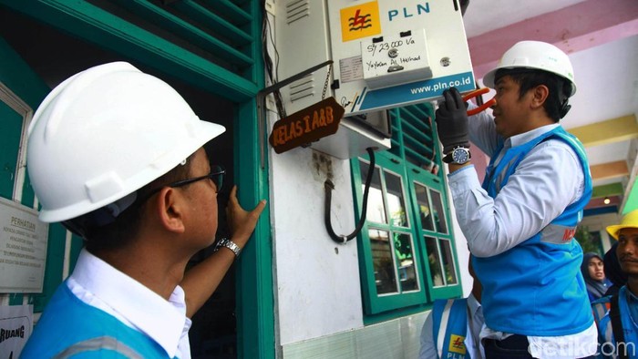 PLN Rilis Skema Biar Tagihan Listrik Tak Bengkak, Ini Rinciannya PLN Rilis Skema Biar Tagihan Listrik Tak Bengkak, Ini Rinciannya