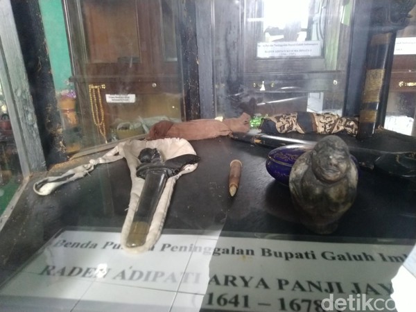 Foto: Ada Ratusan Benda Berusia Ratusan Tahun di Museum Ciamis Ini