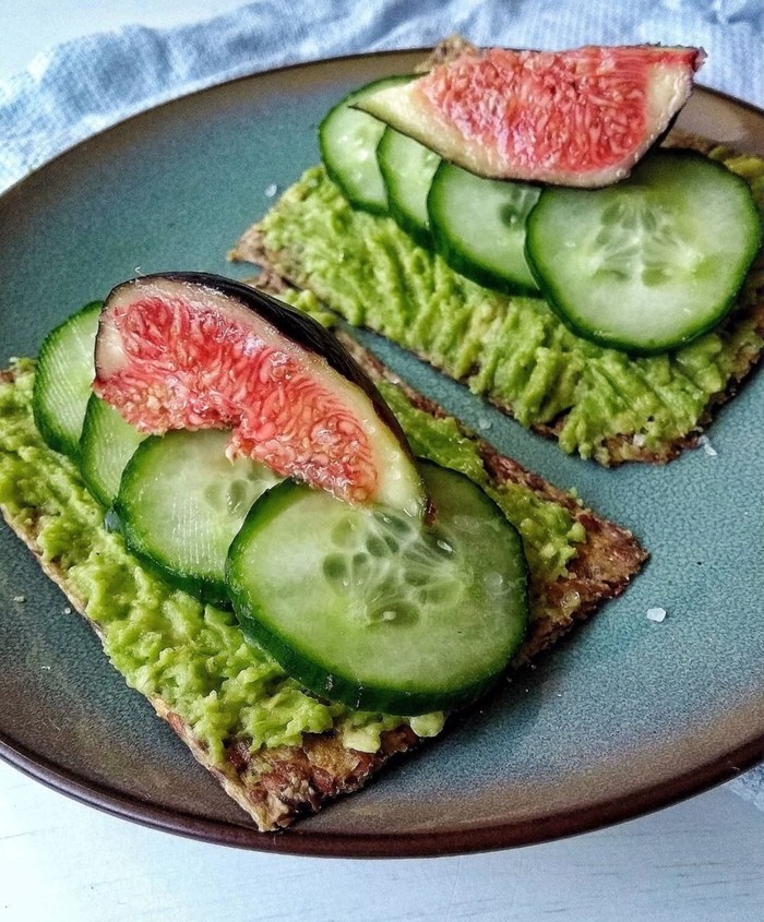 10 Kreasi 'Avocado Toast' Buat Sarapan Kekinian yang Sehat