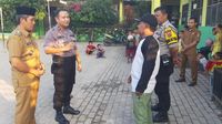 Monyet Liar Masuk Sekolah Bikin Heboh Siswa SD di Balaraja Tangerang