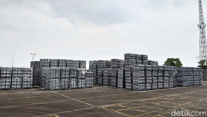 Target Inalum Tak Impor Bahan Baku Aluminium Lagi di 2022 Target Inalum Tak Impor Bahan Baku Aluminium Lagi di 2022