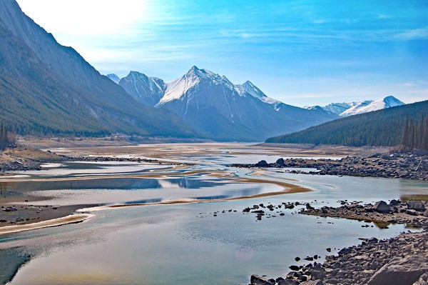 Danau Misterius di Kanada