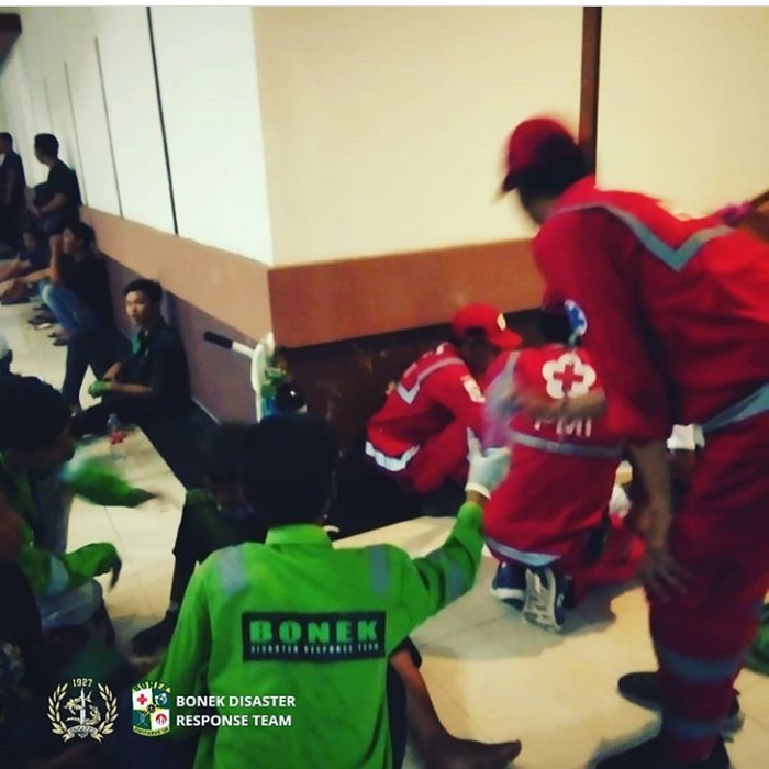 Keren, Bonek Green Nord 27 Punya Tim Medis Sendiri di Stadion GBT Keren, Bonek Green Nord 27 Punya Tim Medis Sendiri di Stadion GBT