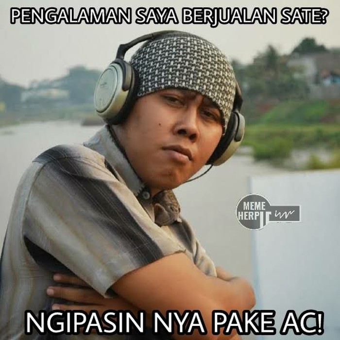 Pencinta Sate, Ini 10 Meme Kocak Khusus Buat Kamu!