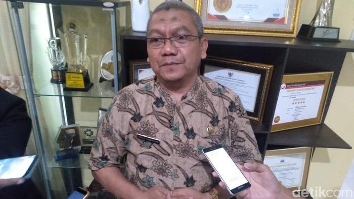 Kakek Pulang Umroh yang Diisolasi di RSUD Jombang Negatif Corona Kakek Pulang Umroh yang Diisolasi di RSUD Jombang Negatif Corona