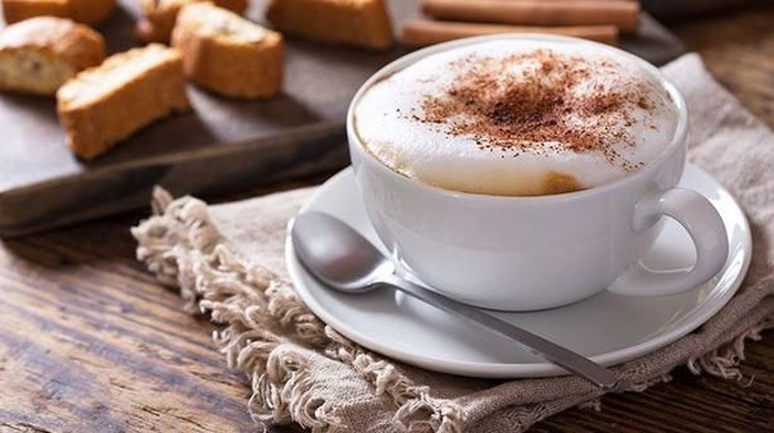Dilarang Pergi, Pria Ini Ngeyel Beli Kopi di Tengah Lockdown Italia Dilarang Pergi, Pria Ini Ngeyel Beli Kopi di Tengah Lockdown Italia