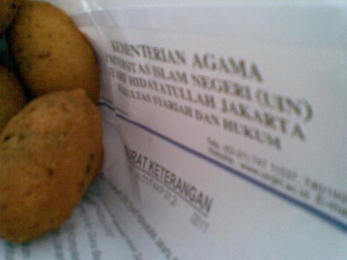 Waduh! Ijazah, CV dan Dokumen Negara Pernah Jadi Bungkus Gorengan