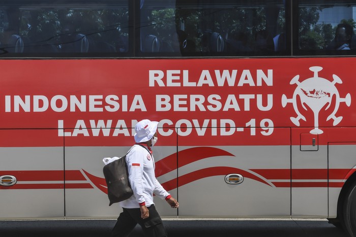 Ratusan Relawan Indonesia Bersatu Lawan Corona Ratusan Relawan Indonesia Bersatu Lawan Corona