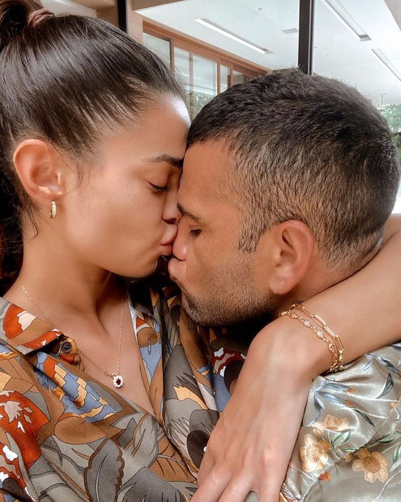 Dani Alves Dibebaskan dari Kasus Perkosaan, Mantan Istri Unggah Foto 'Rujuk'
