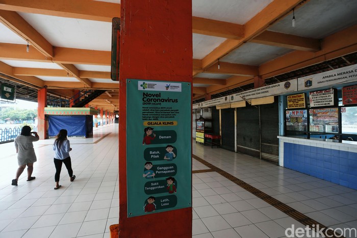 Terminal Kampung Rambutan Masih Lesu