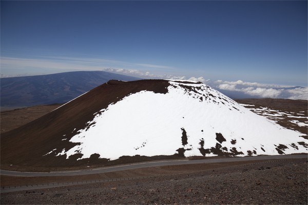 Potret Tiga Bentuk Gunung Api di Dunia - Foto 5