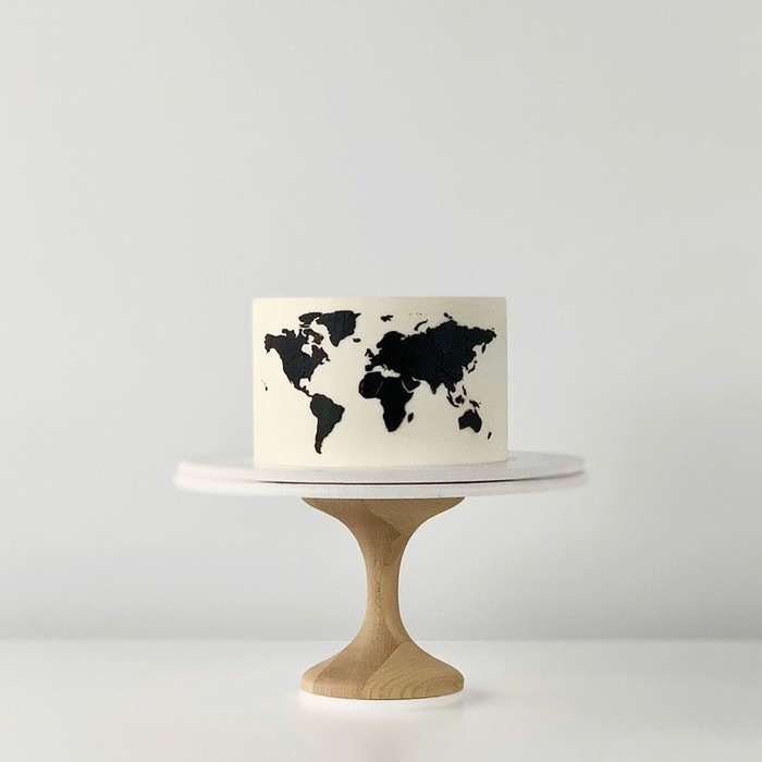 10 Kue dengan Desain Modern Ini Terlihat Simpel dan Elegan