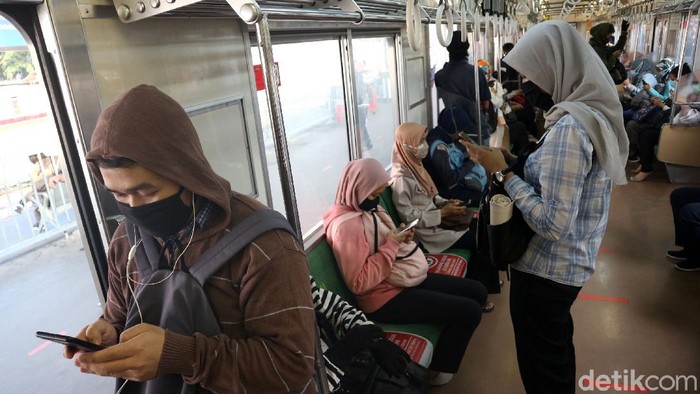 Kata Anker Soal Larangan Masker Scuba Buff Yang Berlaku Hari Ini