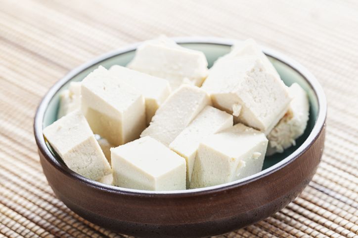 5 Hal yang Akan Terjadi Kalau Kamu Makan Tahu Setiap Hari - Halaman 2 5 Hal yang Akan Terjadi Kalau Kamu Makan Tahu Setiap Hari - Halaman 2