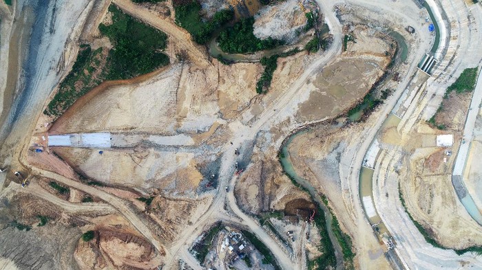 Megah! Penampakan Proyek Bendungan Randugunting dari Udara