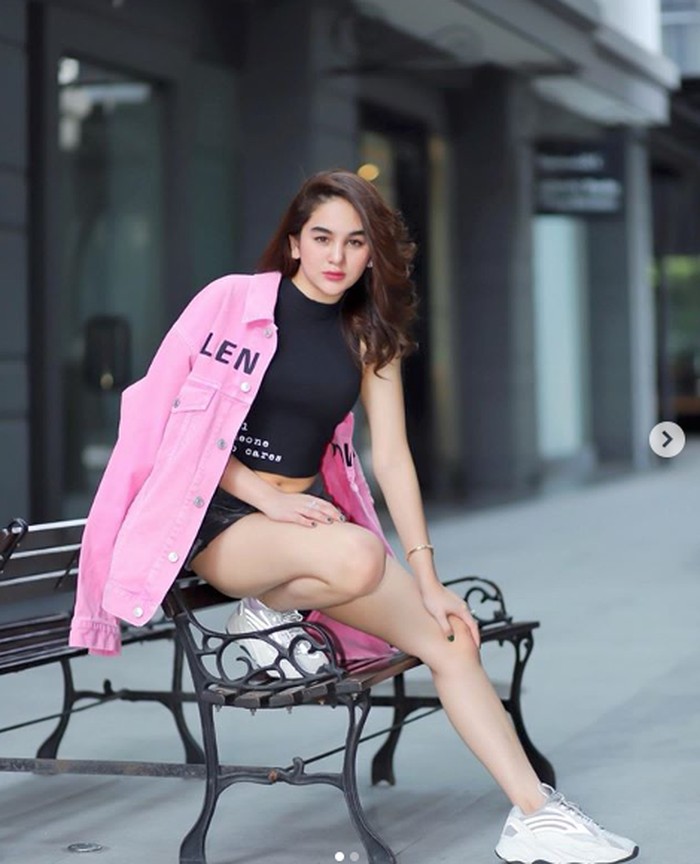 Potret Hana Hanifah yang Namanya Terseret Dugaan Kasus Prostitusi Artis