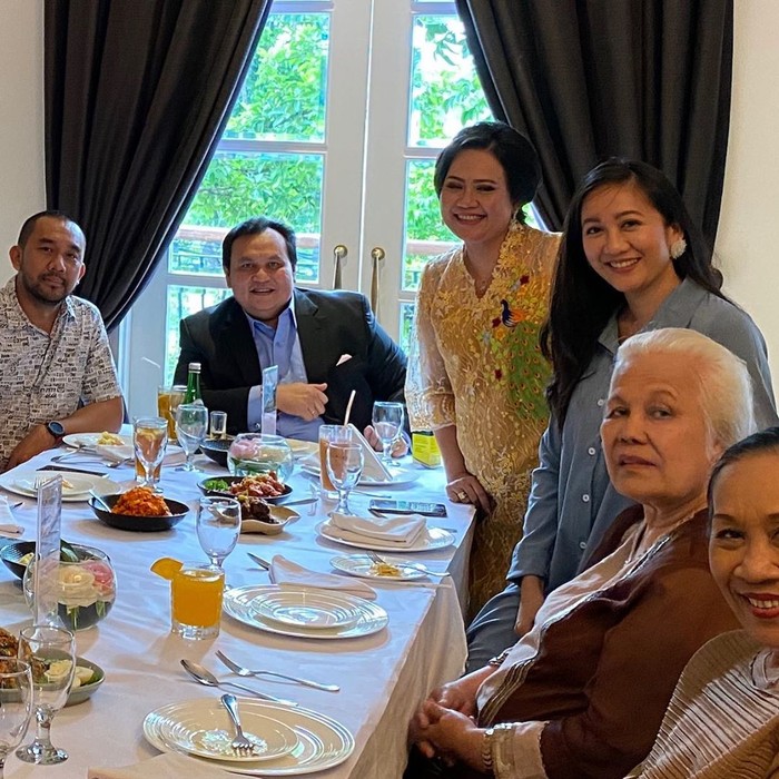 Minola Sebayang, Pengacara Kondang yang Senang Kulineran