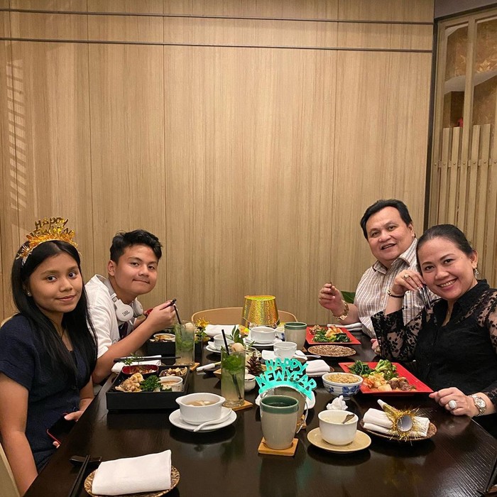 Minola Sebayang, Pengacara Kondang yang Senang Kulineran