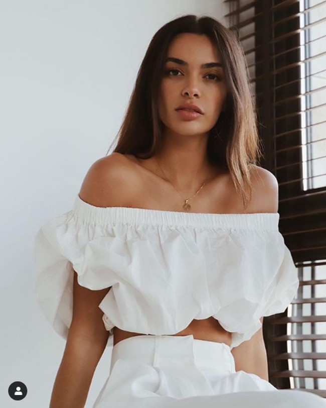 Potret Model yang Ceraikan Dani Alves Setelah Dipenjara karena Kasus Perkosaan