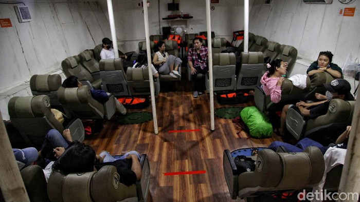 Pelabuhan Kali Adem Beroperasi dengan Protokol New Normal